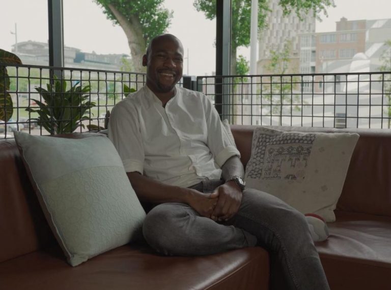 Rotterdammer Joey Roberts viert op 1 juli Keti Koti - OPEN Rotterdam