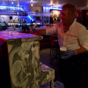 Café Ari heropent op feestelijke wijze - OPEN Rotterdam