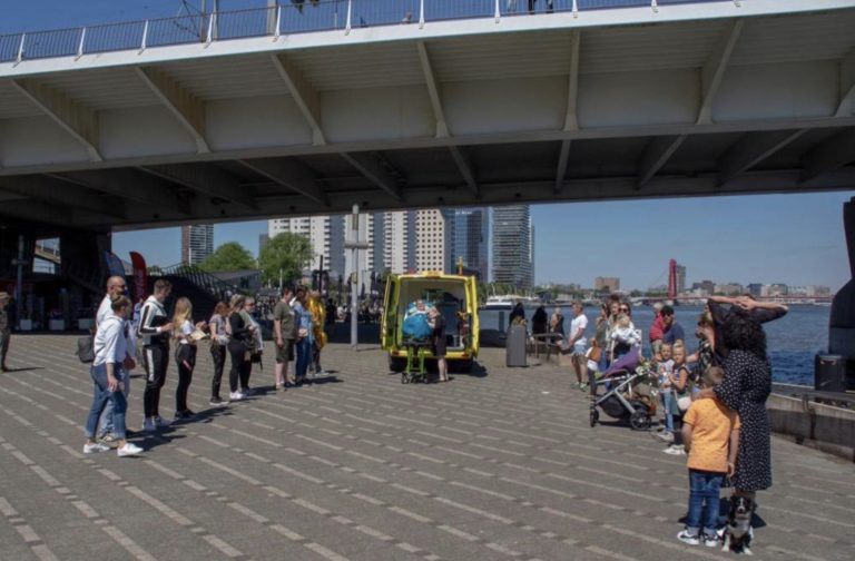 Terminaal zieke Jan Koopmans uit Hoogvliet heeft bijzondere laatste ... Terminaal zieke Jan Koopmans uit Hoogvliet heeft bijzondere laatste ...