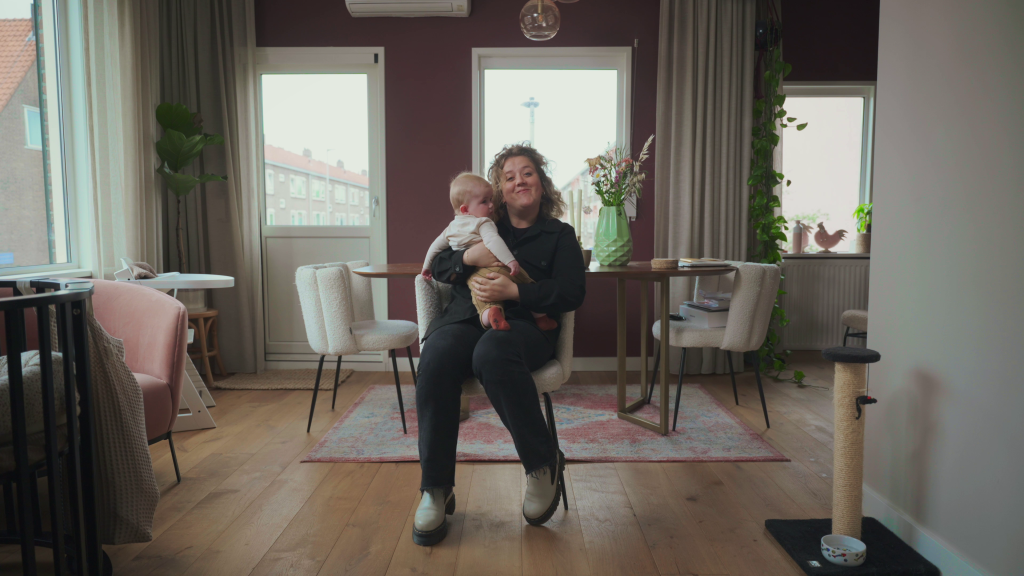 Elène zoekt Rotterdamse moeders voor nieuwe documentaire MAMA ...