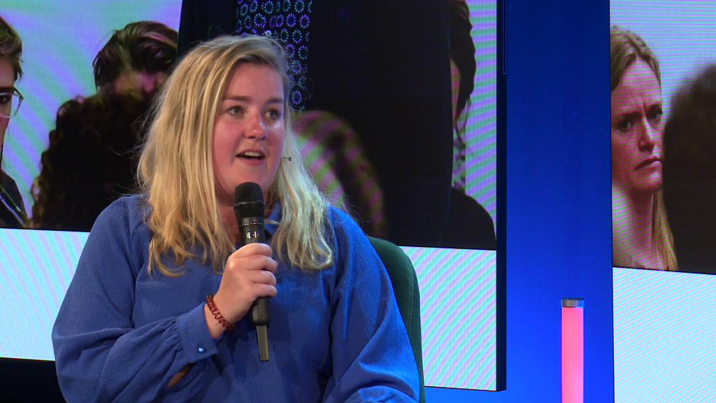 Dr. Inge Merkelbach onderzoekt wat ervoor nodig is om Rotterdammers minder hard te laten rijden ...