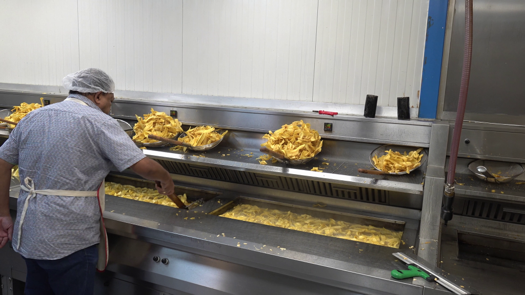 Toko Sodiro van Dirk begon ooit met bananenchips langsbrengen per ...