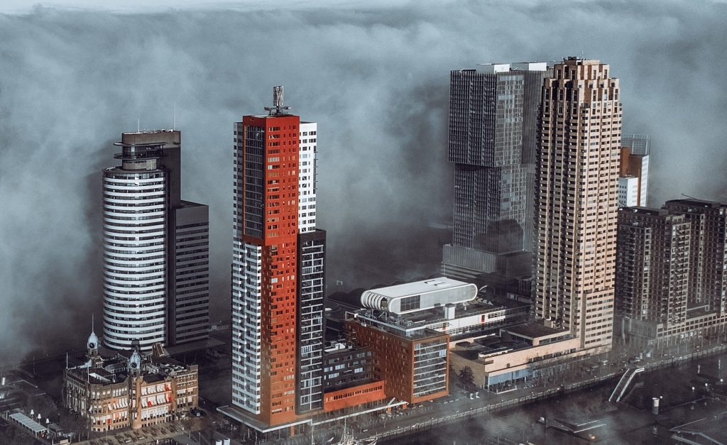 In deze wijken van Rotterdam adem je de beste en slechtste kwaliteit ...