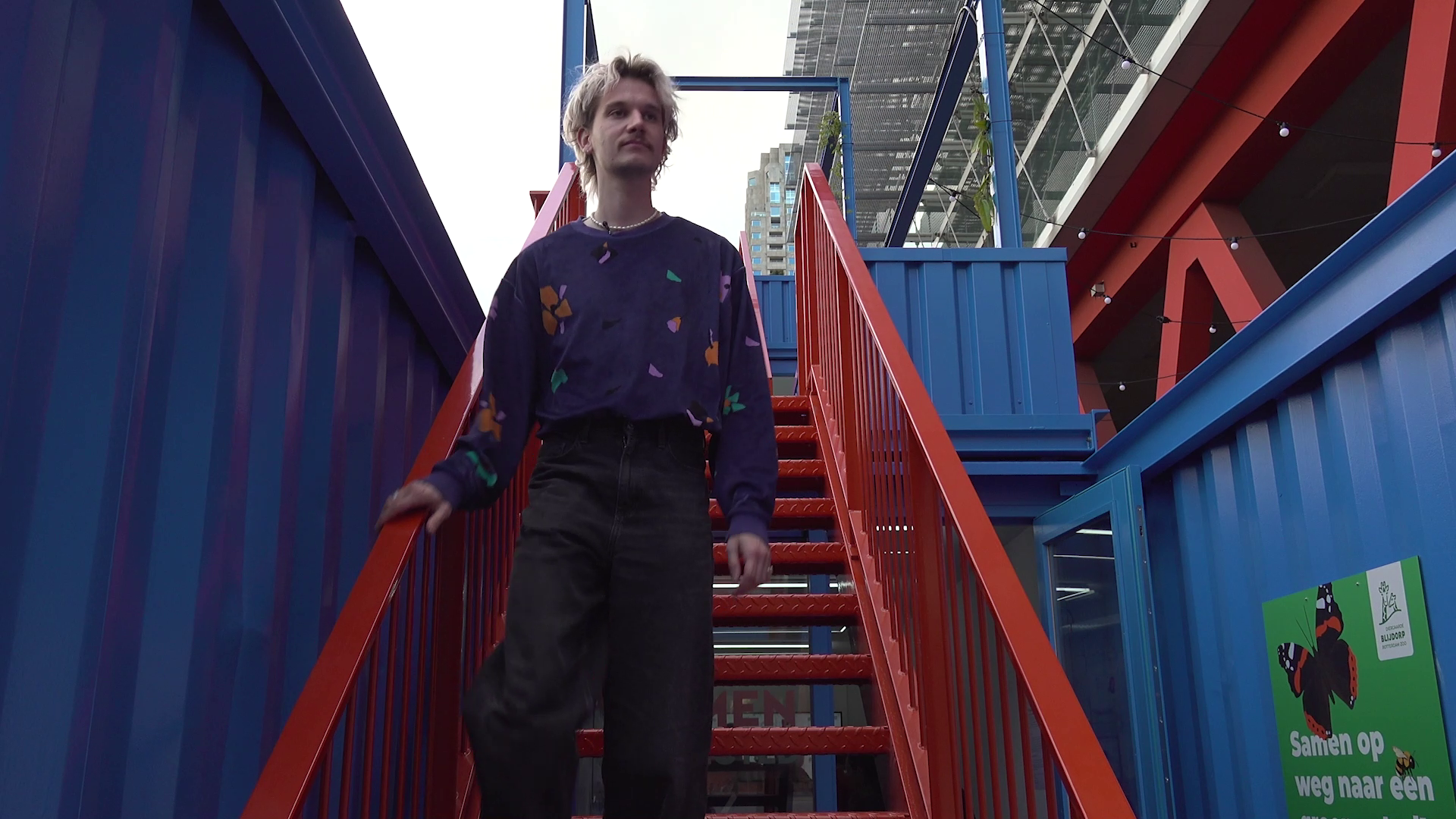 Containertrap zorgt voor terras met uitzicht: ‘Jarenlang uitkijken op ...